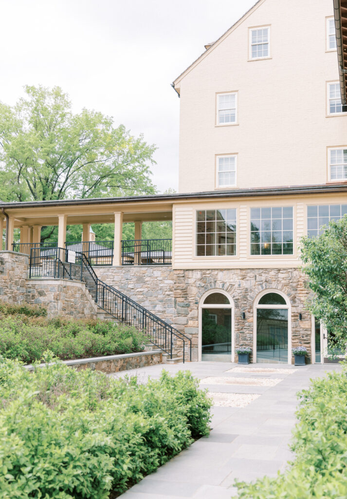 5 Reasons You Need To Have A Boars Head Wedding